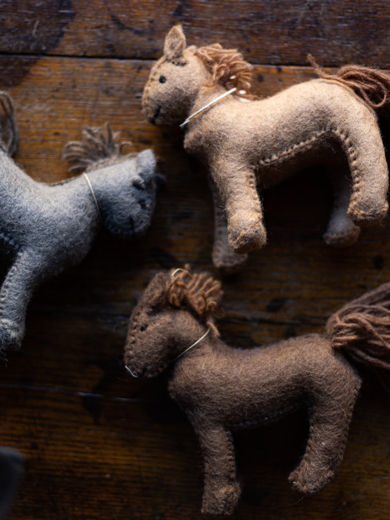 Handmade Village Horse – Est Australia Pty Ltd