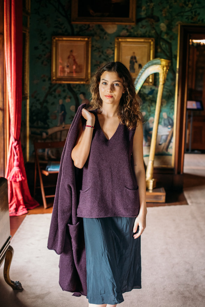 ERIBÉ Corry V Neck Tank Top – Est Australia Pty Ltd