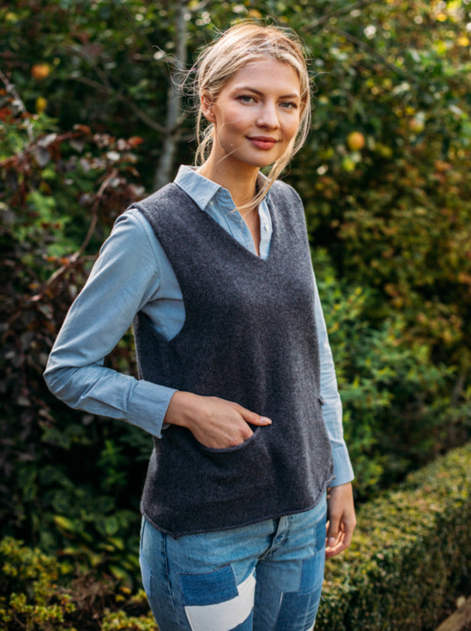 ERIBÉ Corry V Neck Tank Top – Est Australia Pty Ltd