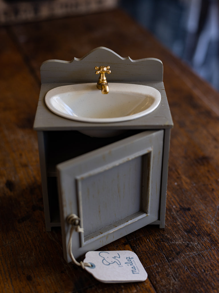 Maileg ~ Mini Bathroom Sink – Est Australia Pty Ltd