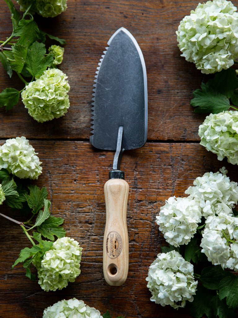Handmade Serrated Hand Trowel – Est Australia Pty Ltd